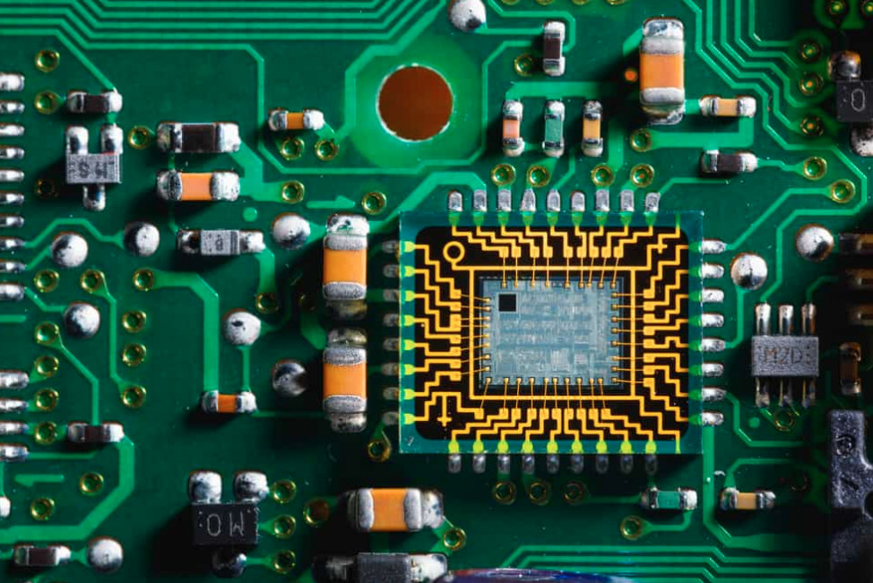 Logic IC & Power Management (PMIC) Manufacturer